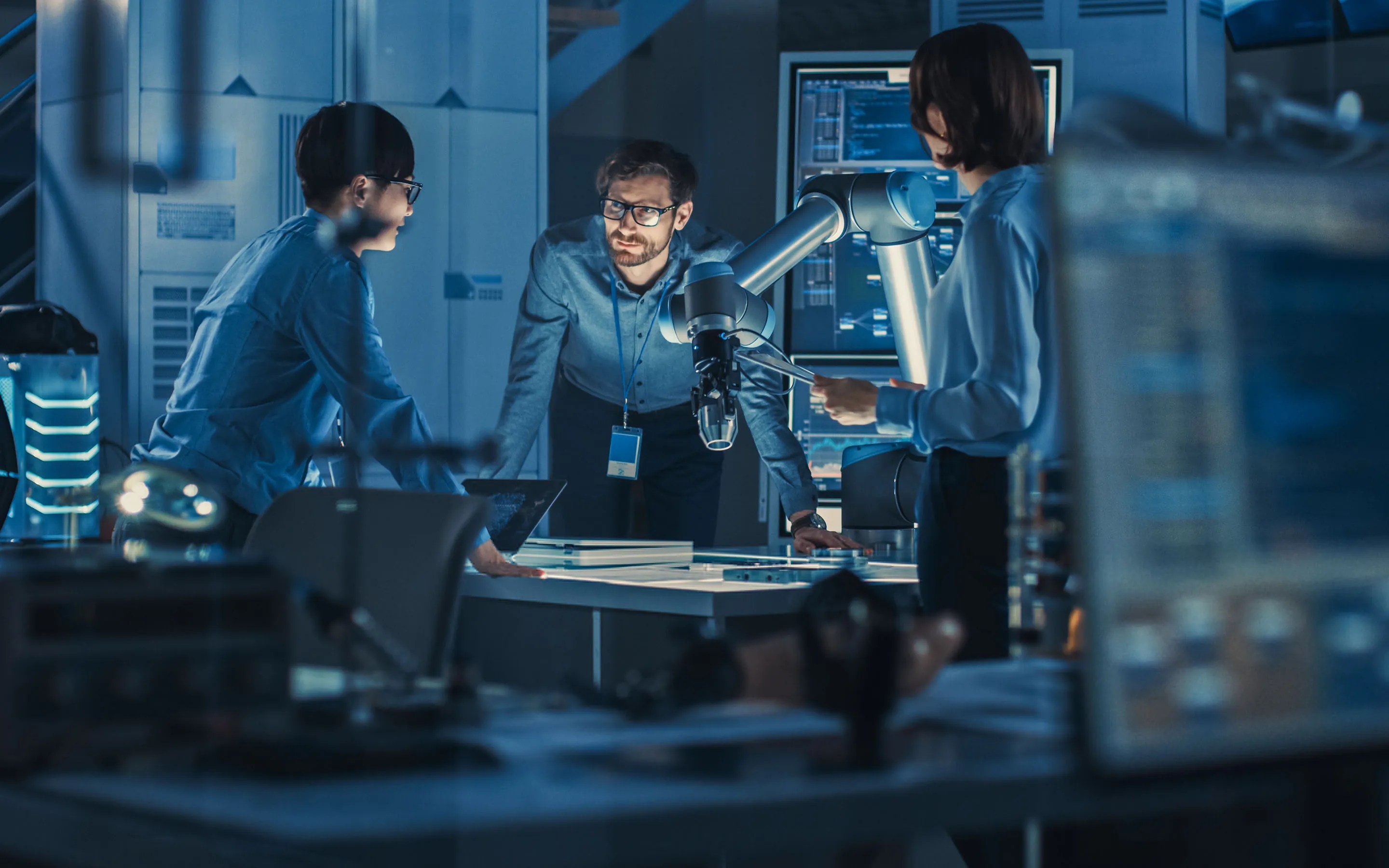 Transform beyond industry 4.0 with advanced manufacturing - Capgemini India